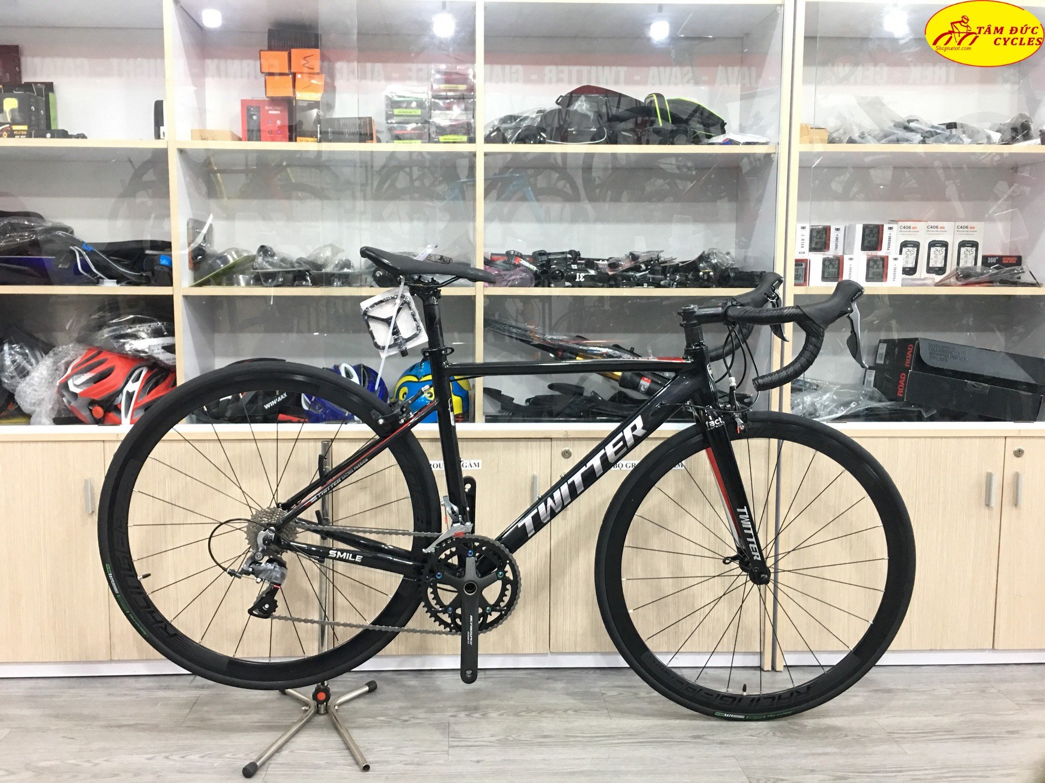 Xe Đạp Đua Twitter Smile R2000